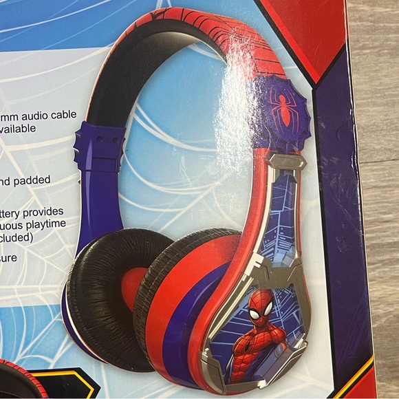 Marvel | Other | Marvel Spiderman Spiderman Headphones Kids Volume ...